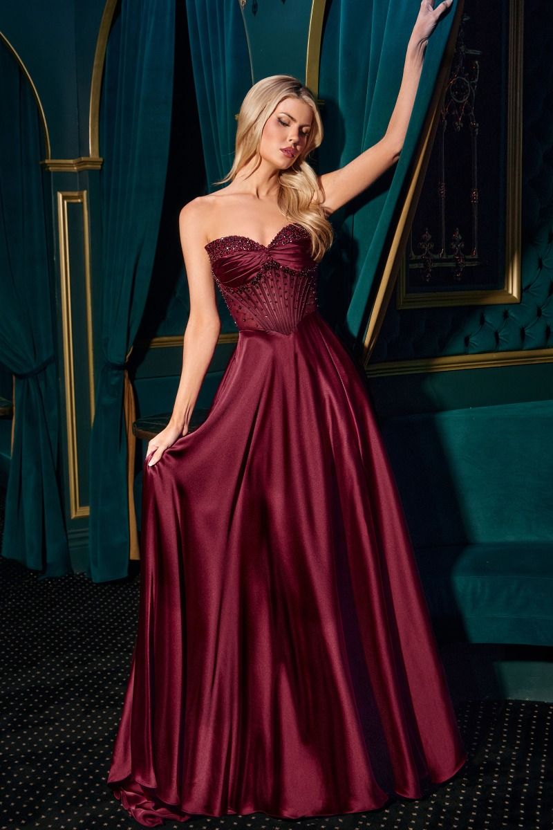 Eleanor – Blush Couture Showroom